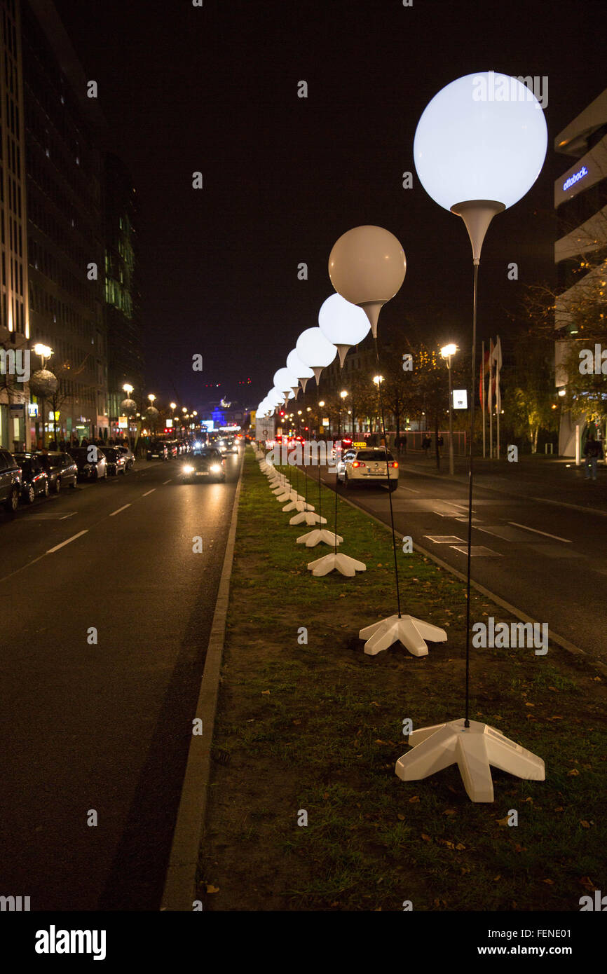 Divider Stock Photos & Divider Stock Images - Alamy