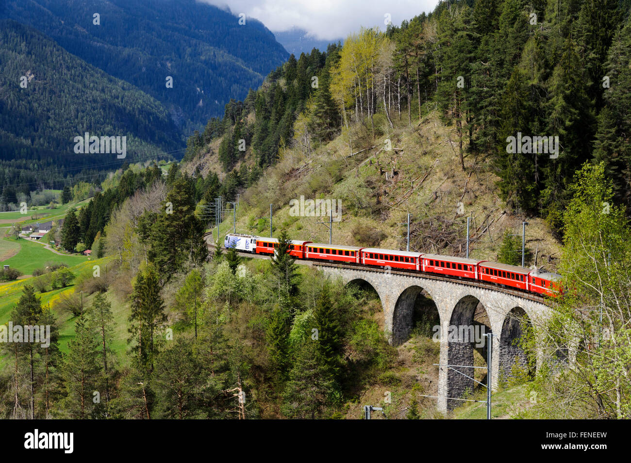 Albula railway unesco hi-res stock photography and images - Alamy