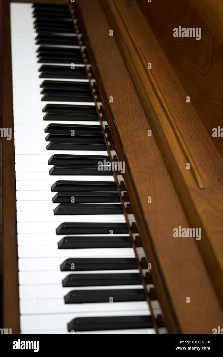 Diagonal view of piano keys Stock Photo - Alamy