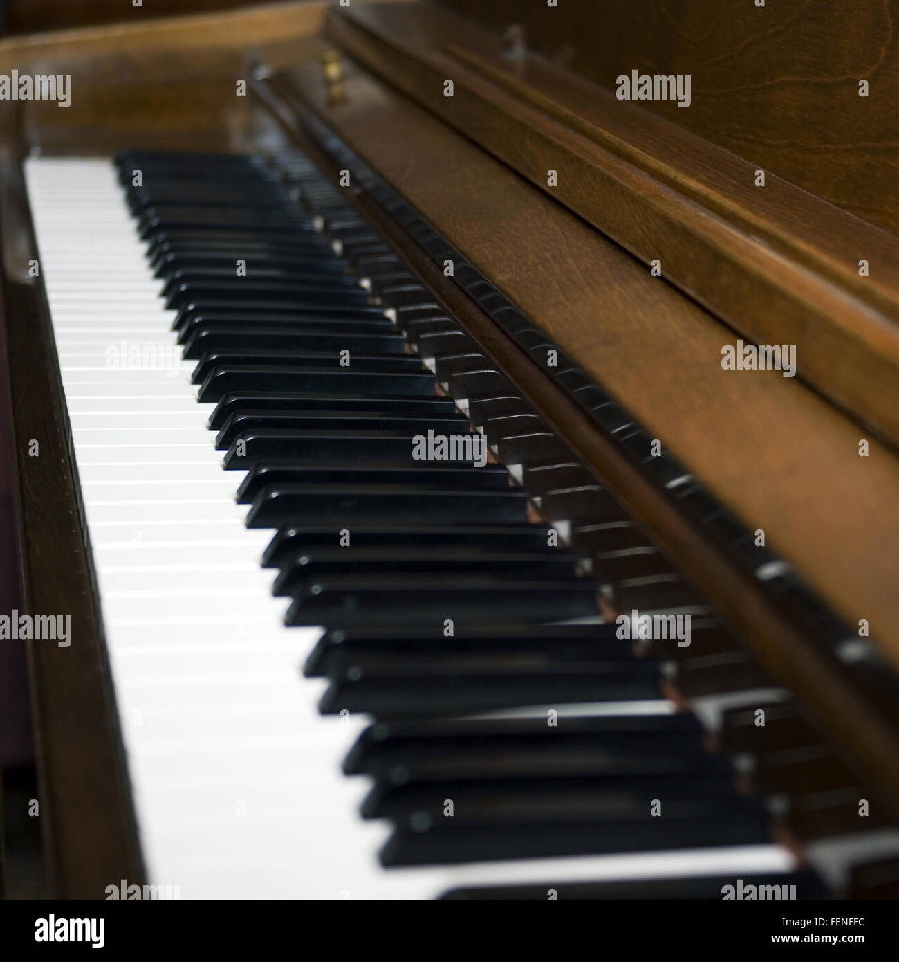 Diagonal view of piano keys Stock Photo - Alamy