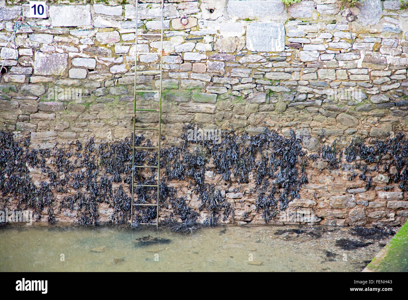 Tide mark hi-res stock photography and images - Alamy