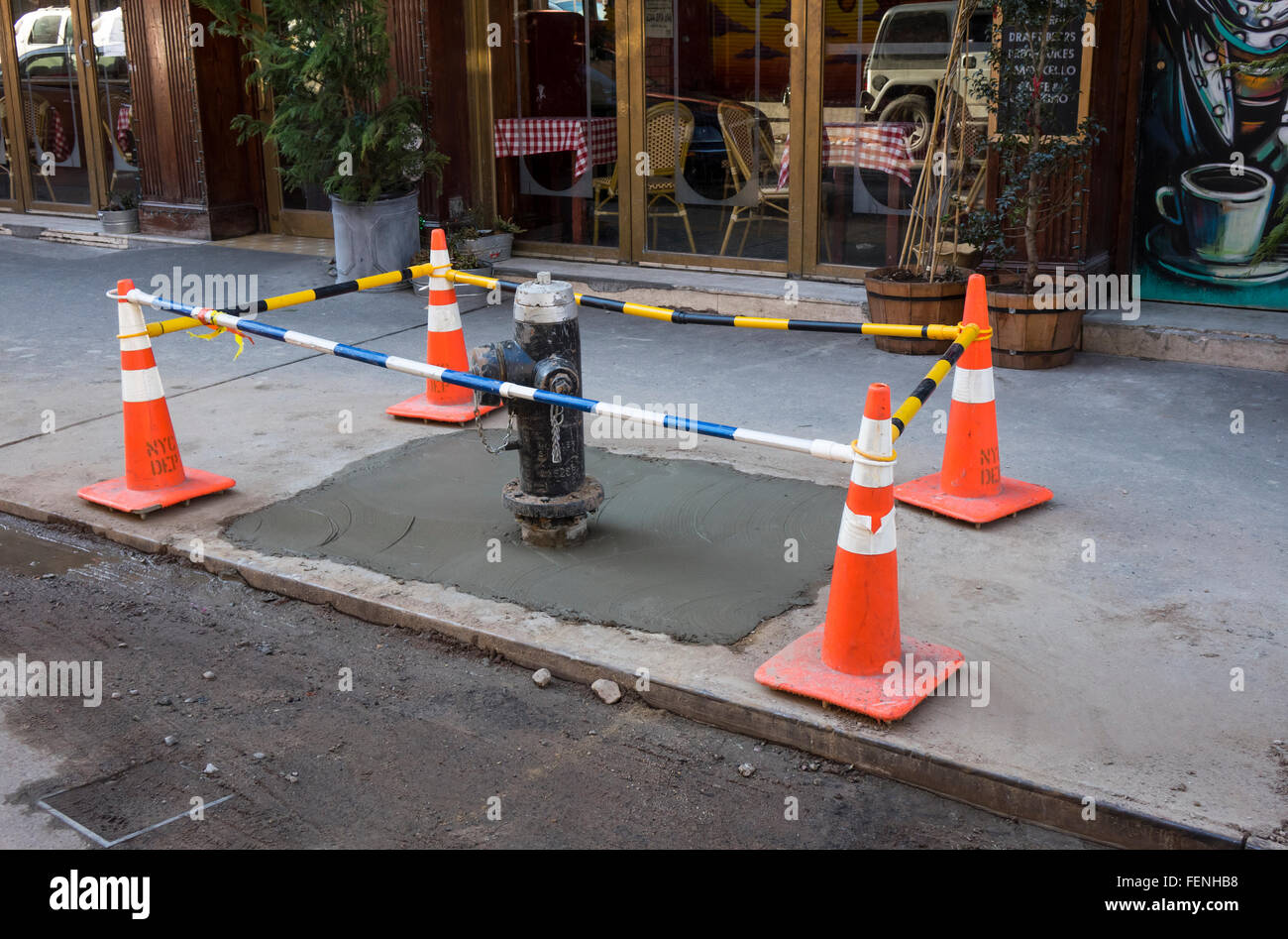 New york city fire hydrant hi-res stock photography and images - Alamy