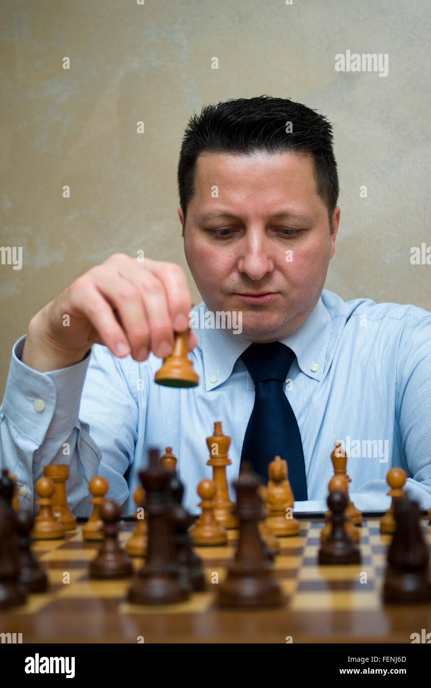 Serious chess match hi-res stock photography and images - Alamy