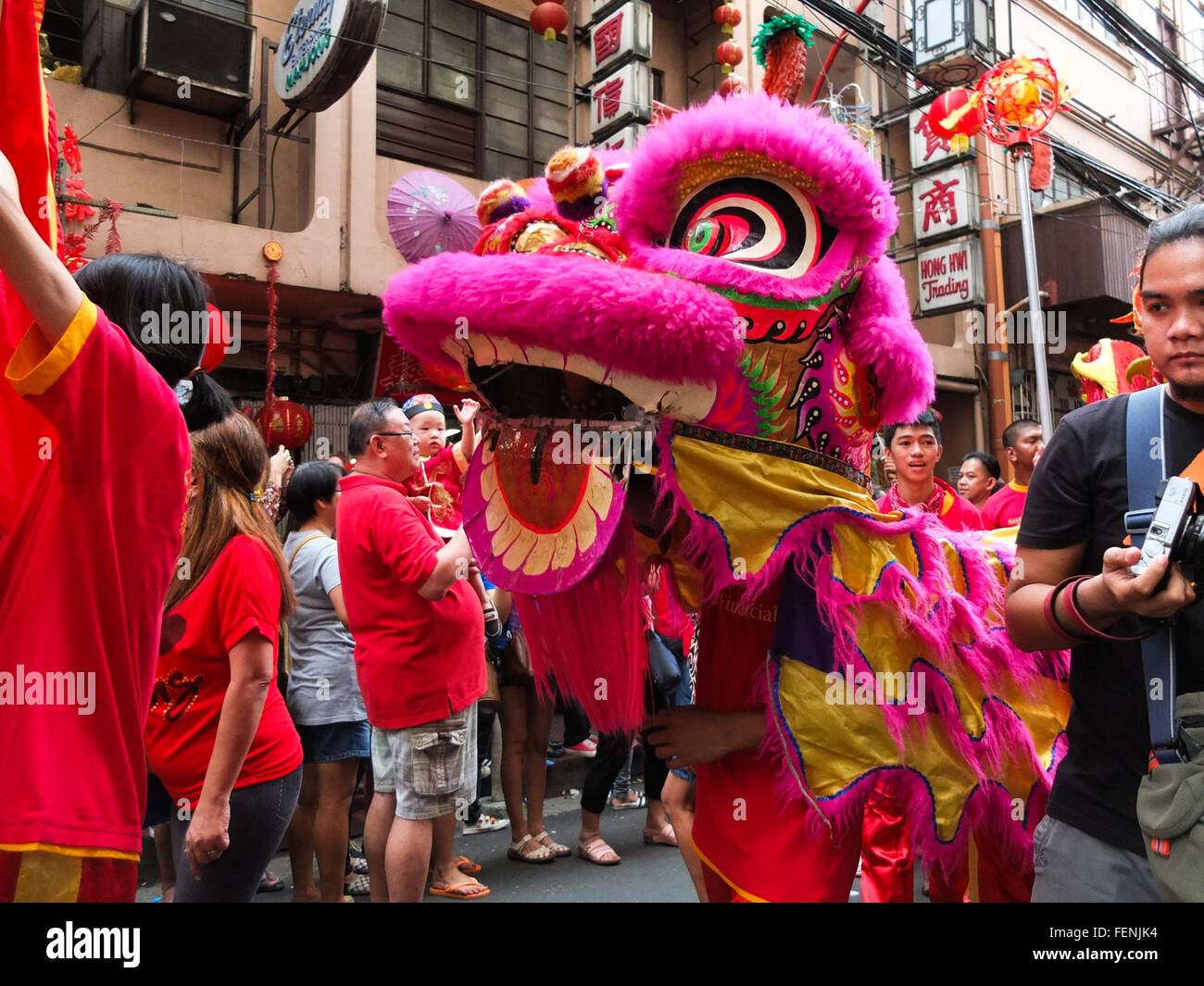 Manila, Philippines. 08th Feb, 2016. Dragon performers, serves as one ...