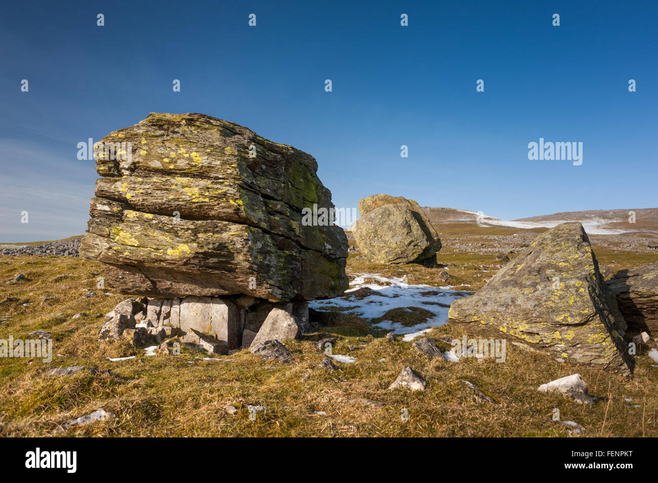 The Norber Erratics near Austwick Yorkshire Stock Photo - Alamy