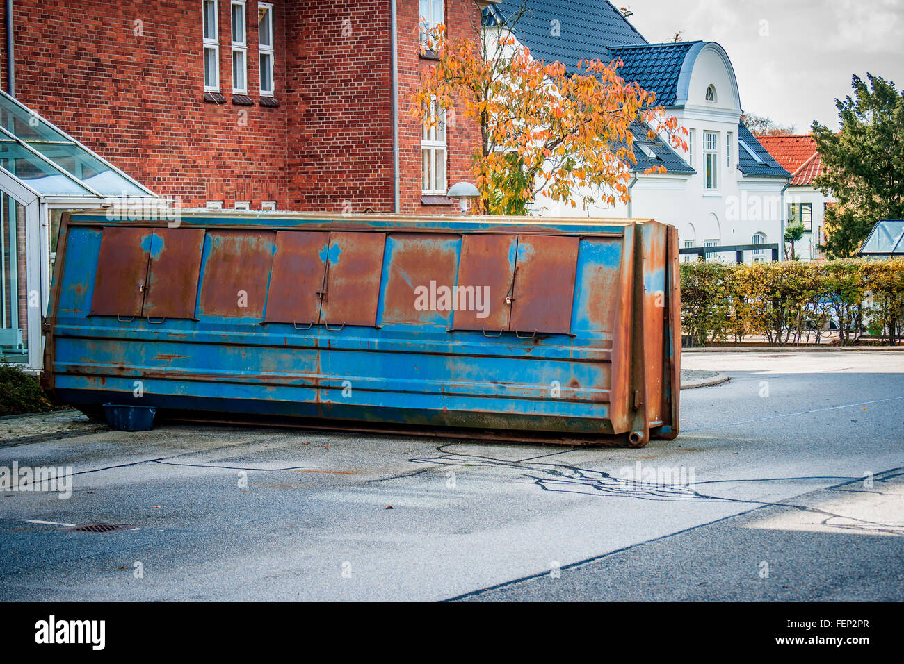 Large blue waste container bin hi-res stock photography and images - Alamy