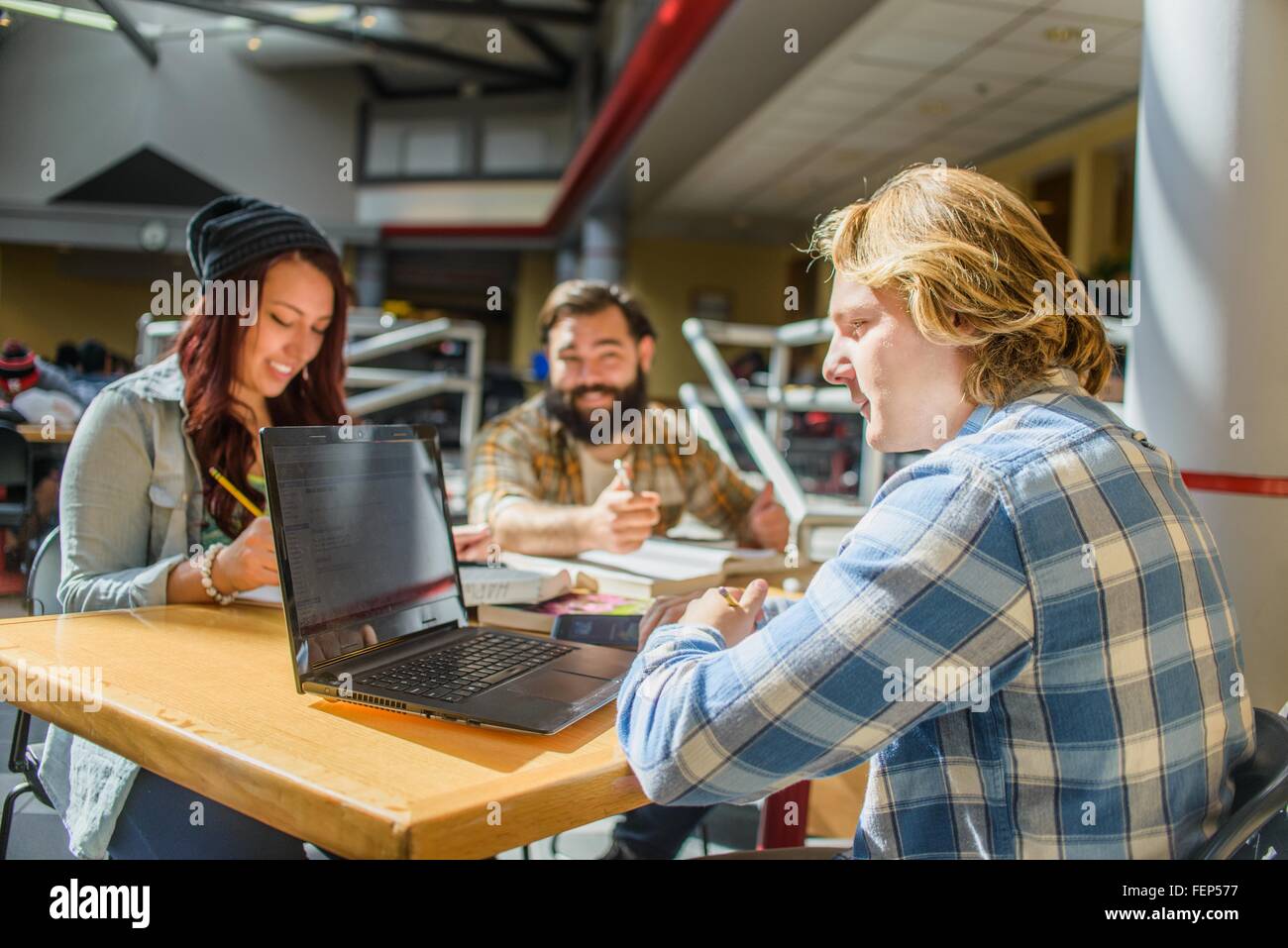 Adult classroom hi-res stock photography and images - Alamy