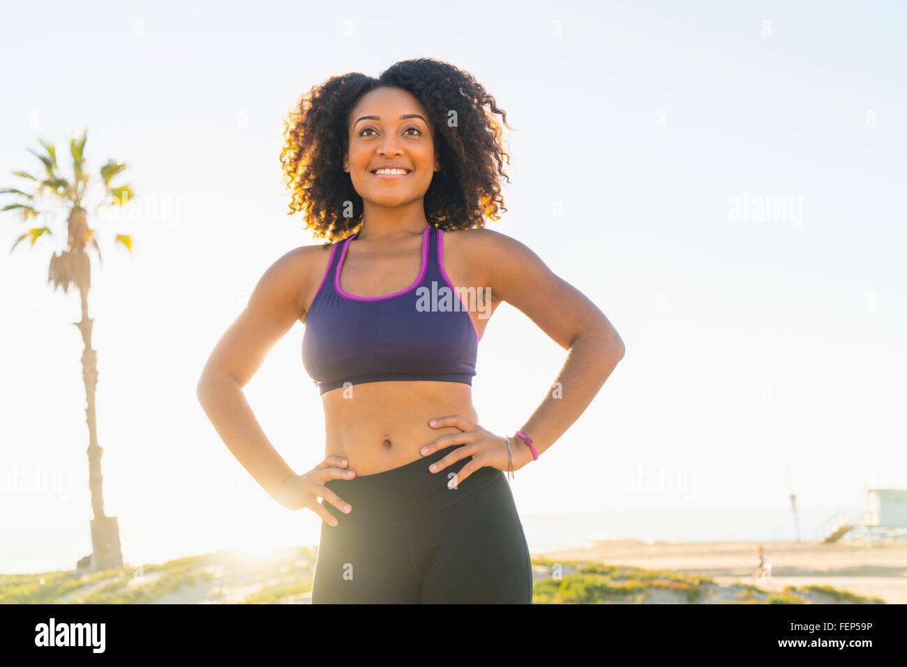 Crop top midriff hi-res stock photography and images - Alamy