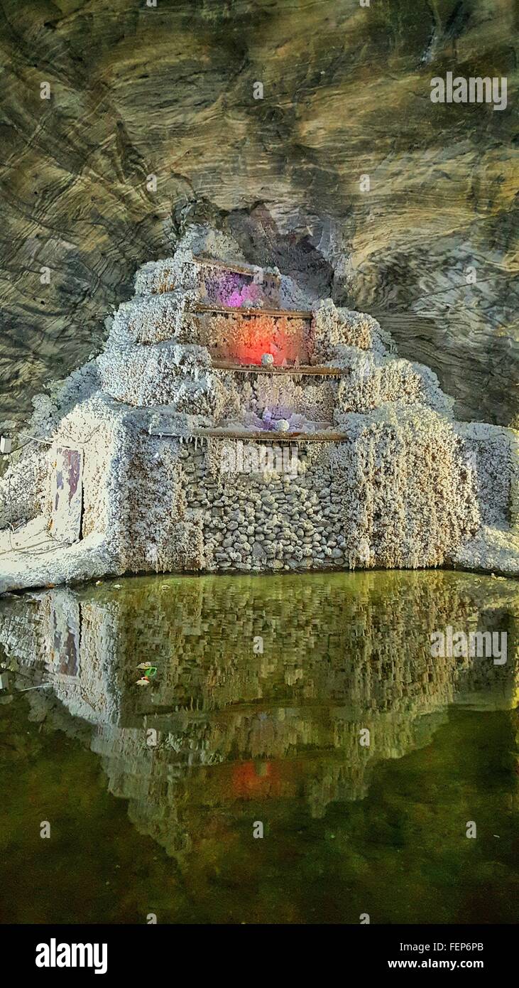 Salt mine cave hi-res stock photography and images - Alamy