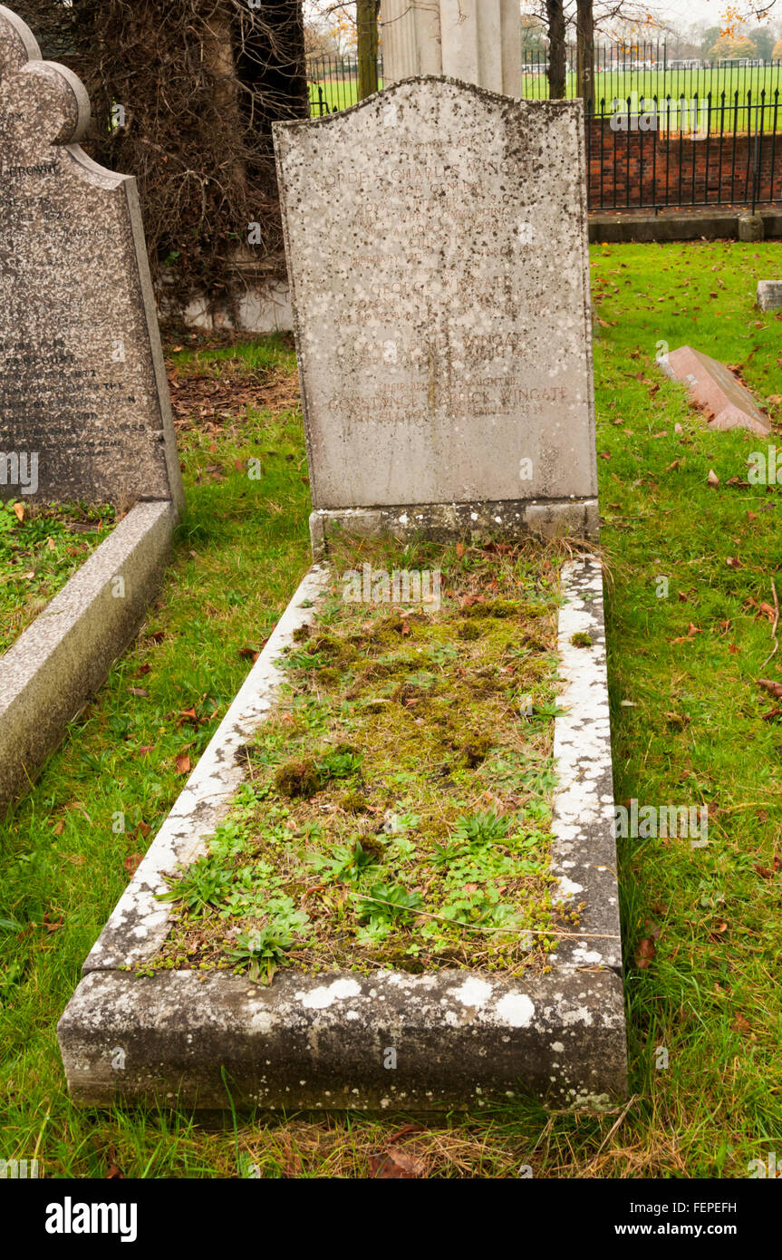 Charlton cemetery hi-res stock photography and images - Alamy