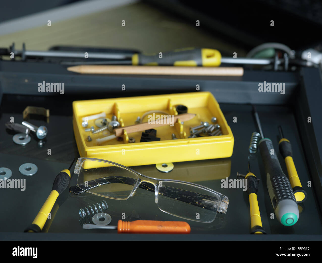Glasses mess hi-res stock photography and images - Alamy