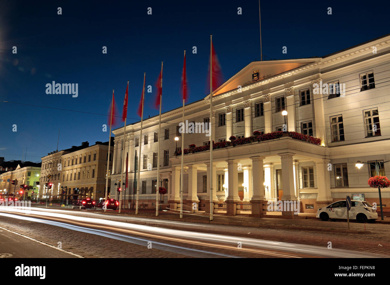 Helsinki City Hall (Helsingin kaupungintalo) at night in Helsinki ...