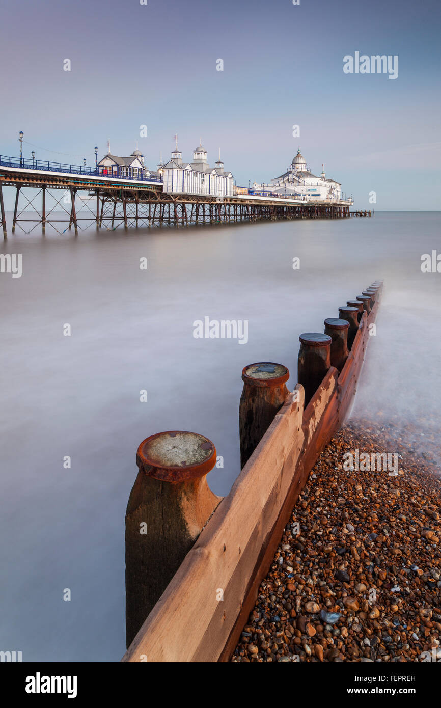 Winter evening at Eastbourne Pier Stock Photo - Alamy