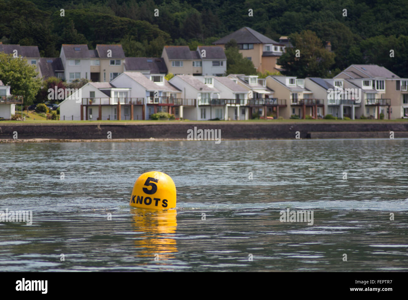 5 knots sign hi-res stock photography and images - Alamy