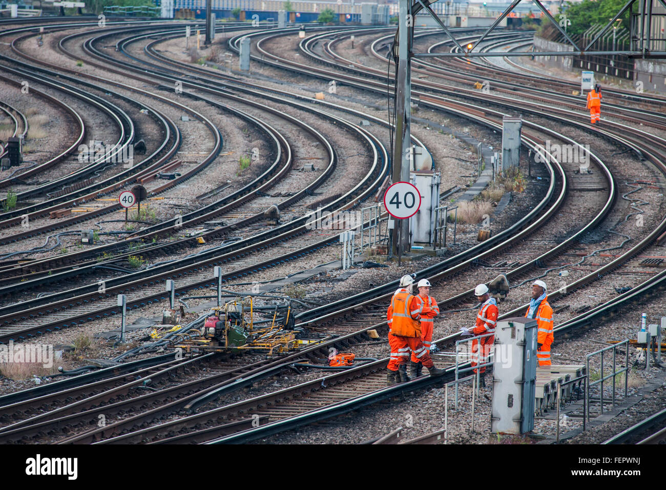 Railway men and uk hi-res stock photography and images - Alamy