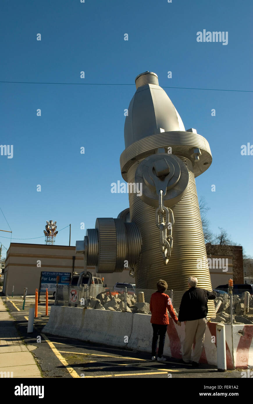 Worlds biggest fire plug hi-res stock photography and images - Alamy