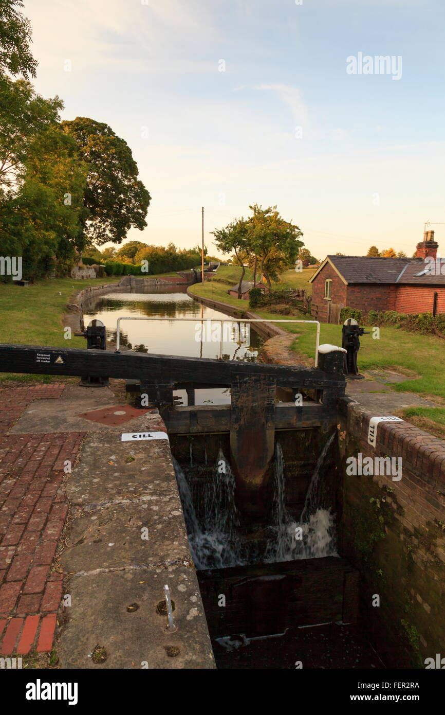 Frankton locks hi-res stock photography and images - Alamy