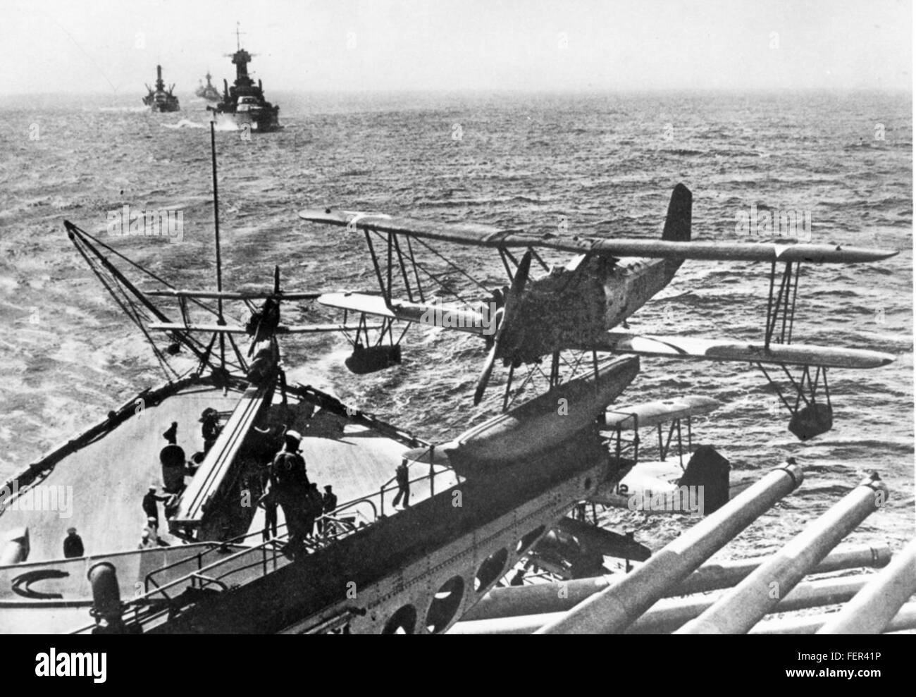 The Vought O3U-1 Corsair was a carrier-based observation biplane used ...