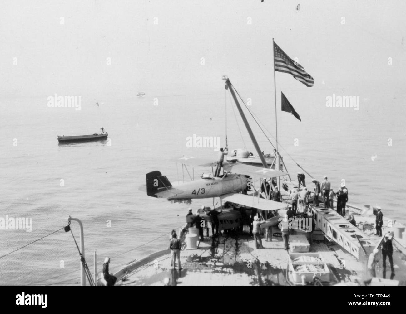 Vought o2u corsair hi-res stock photography and images - Alamy