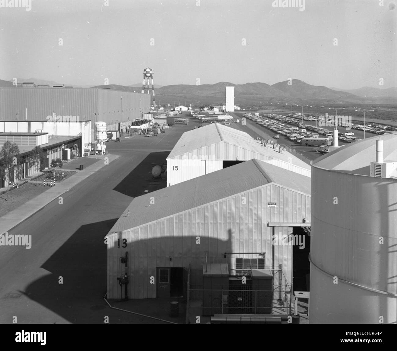 Structures complex design Black and White Stock Photos & Images - Alamy