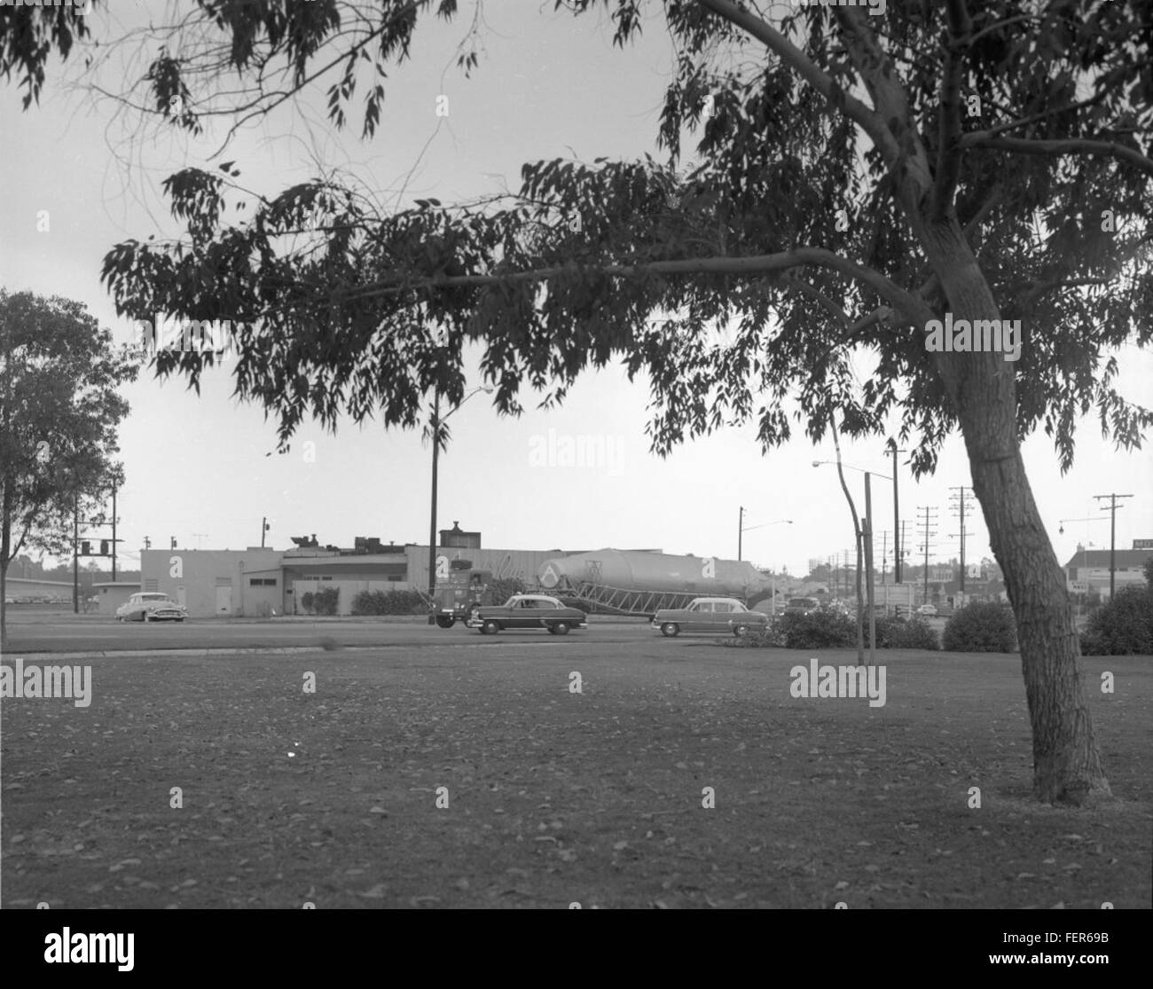 Atlas Transport Details Three Atlas Convoy; Long Beach Traffic Circle ...