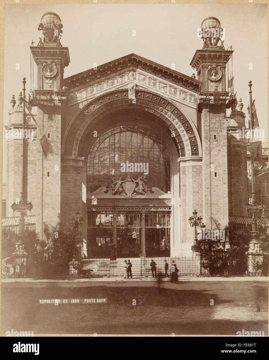 Rapp paris hi-res stock photography and images - Alamy