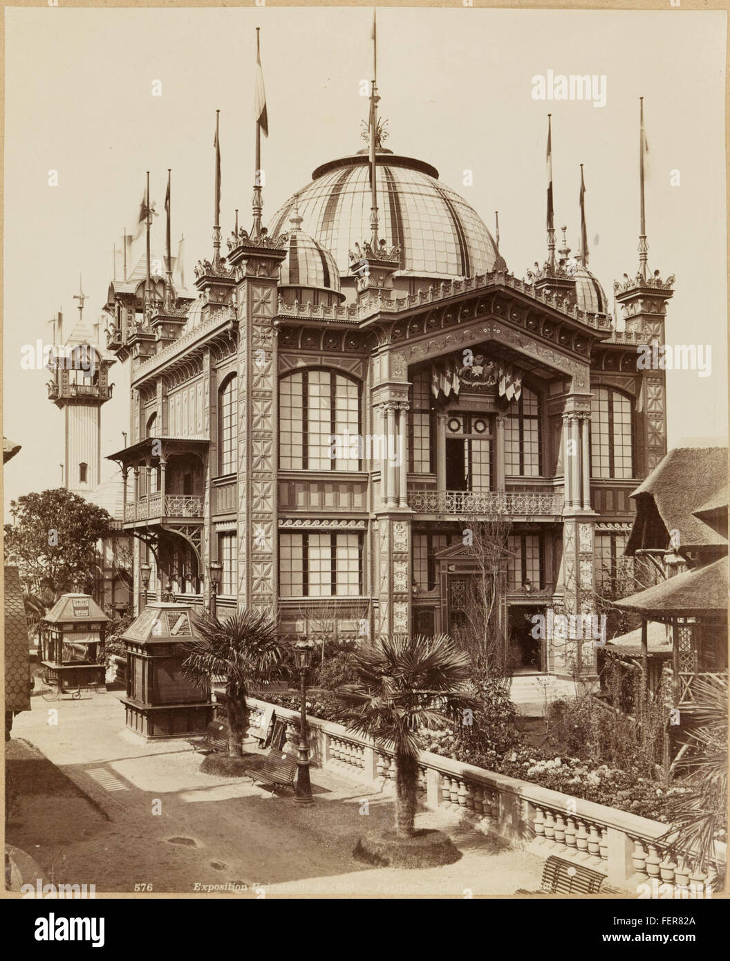 1889 international exhibition of paris hi-res stock photography and ...