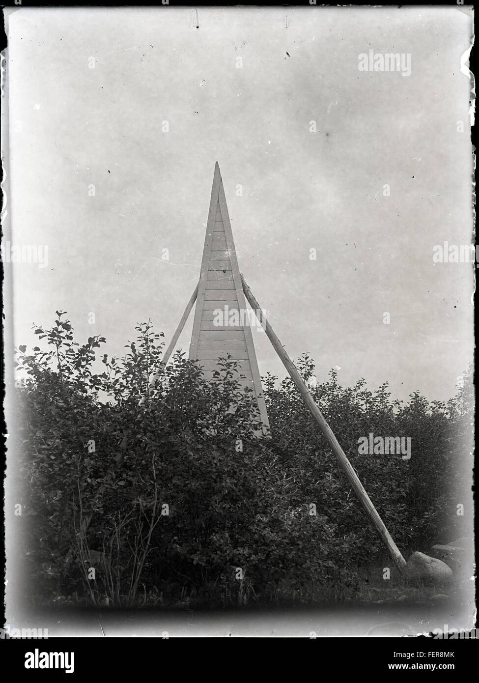 Guiding mark hi-res stock photography and images - Alamy