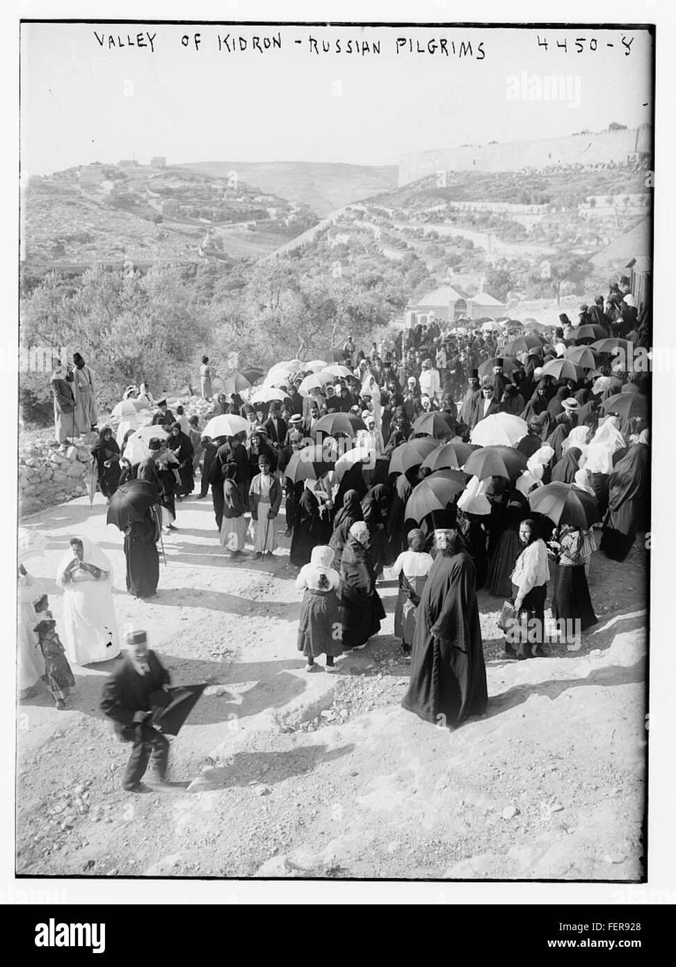 Russian pilgrims hi-res stock photography and images - Alamy