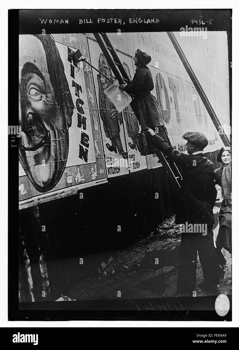 Old bill poster hi-res stock photography and images - Alamy