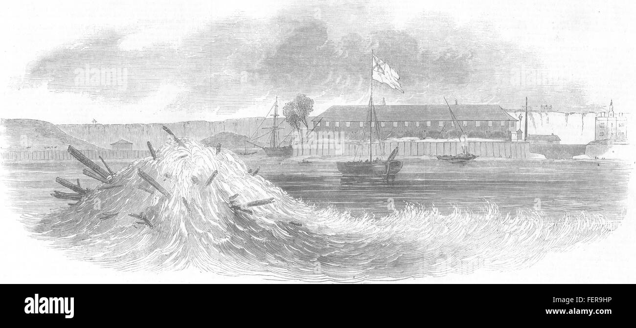 Collier brig hi-res stock photography and images - Alamy