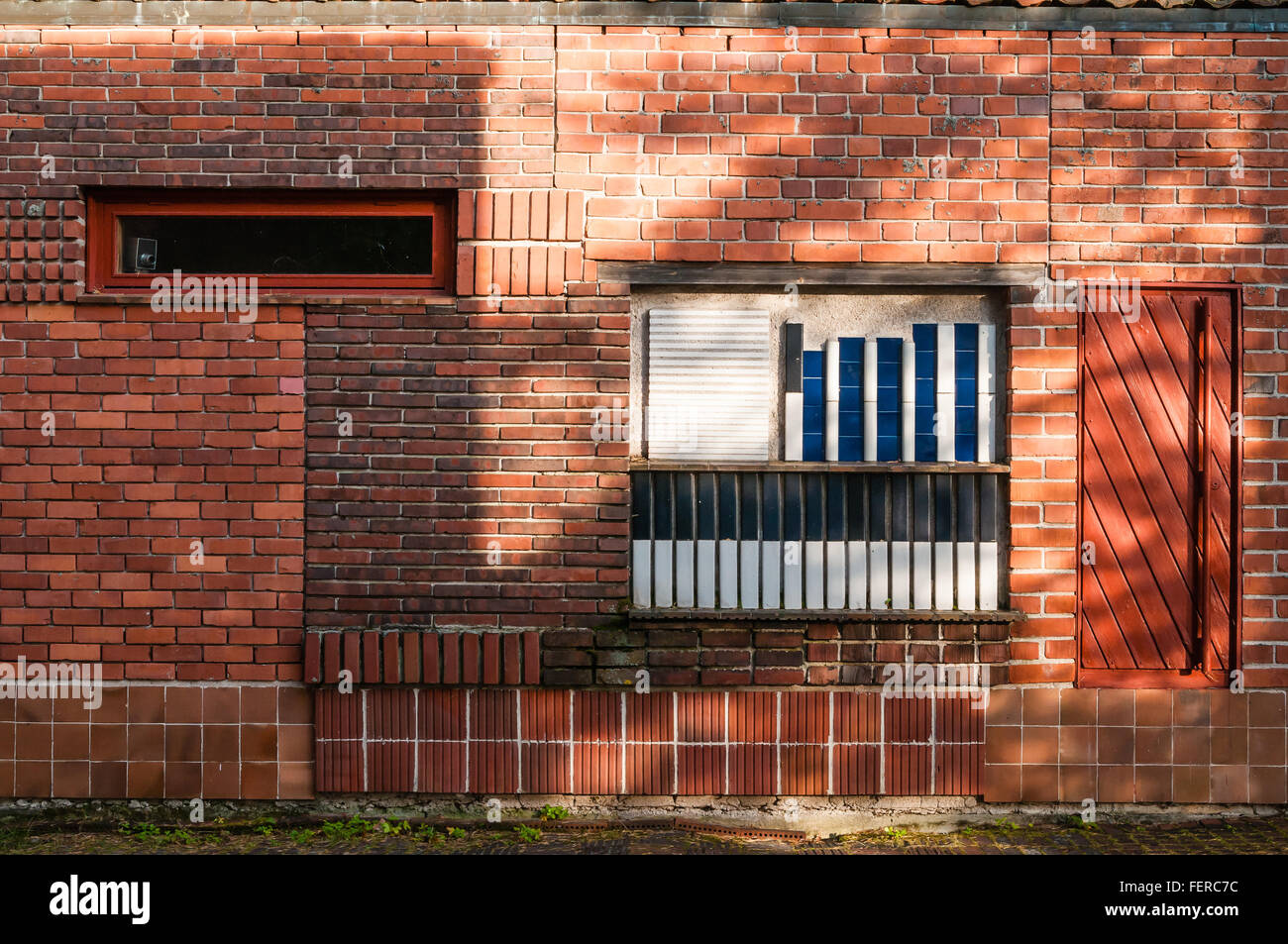 Exterior house architecture hi-res stock photography and images - Alamy