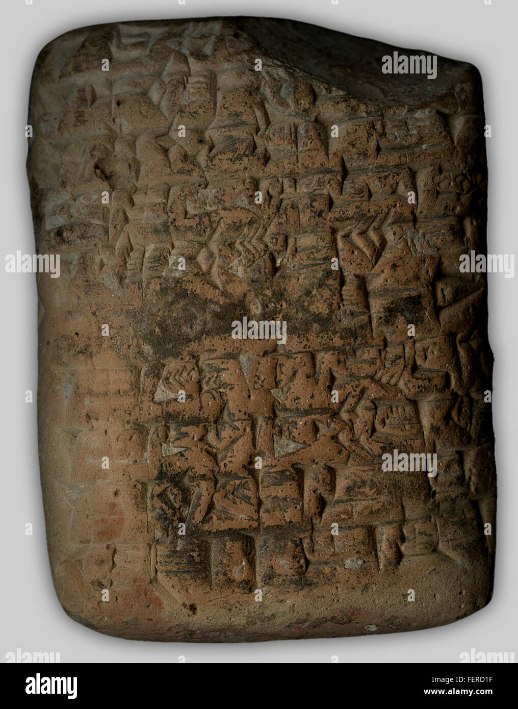 Cuneiform script record tablet hi-res stock photography and images - Alamy