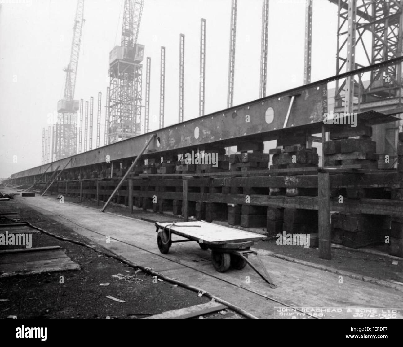 Tyneside ship construction hi-res stock photography and images - Alamy