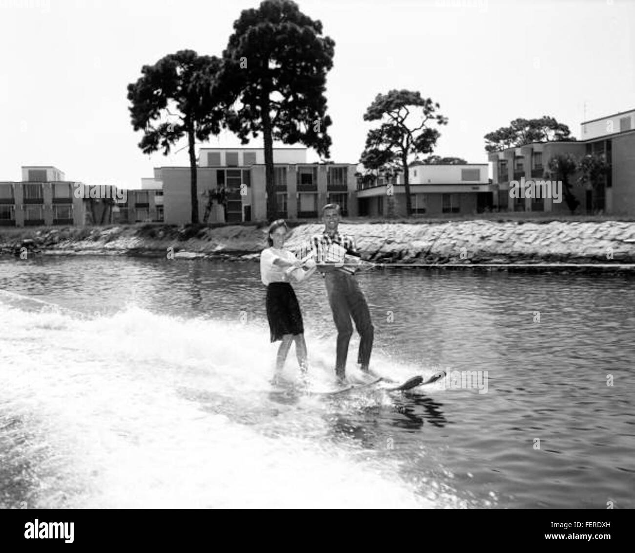 Vintage water skiing hi-res stock photography and images - Alamy