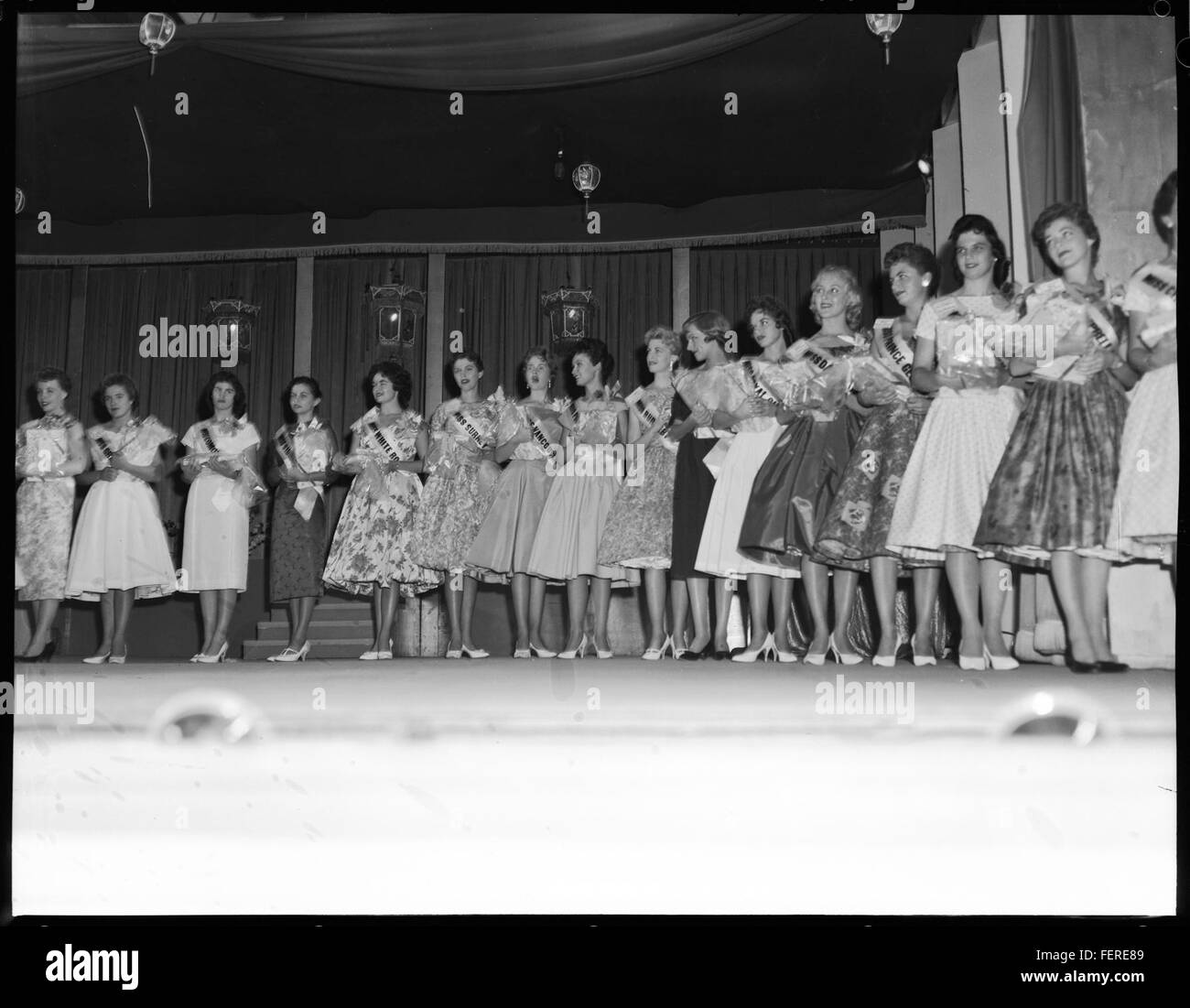 Beauty pageant 1960s hi-res stock photography and images - Alamy