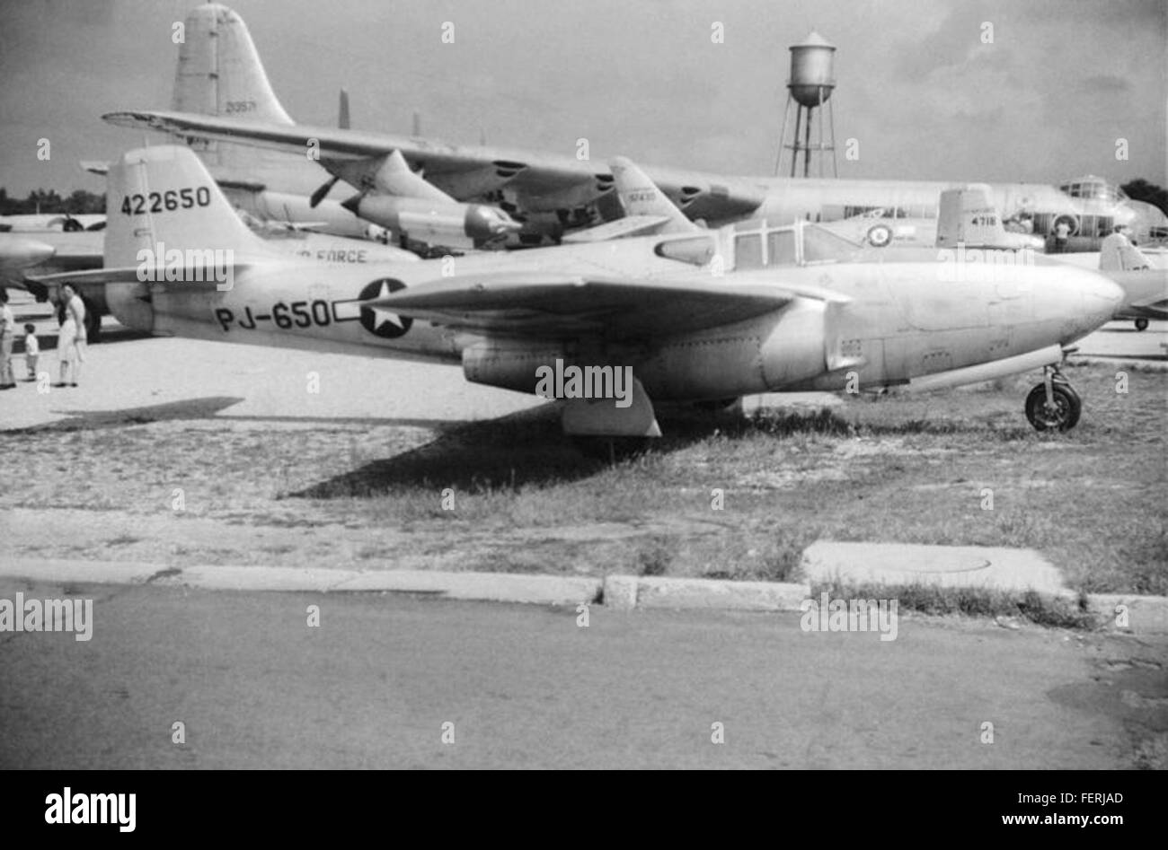 Bell p 59 airacomet hi-res stock photography and images - Alamy