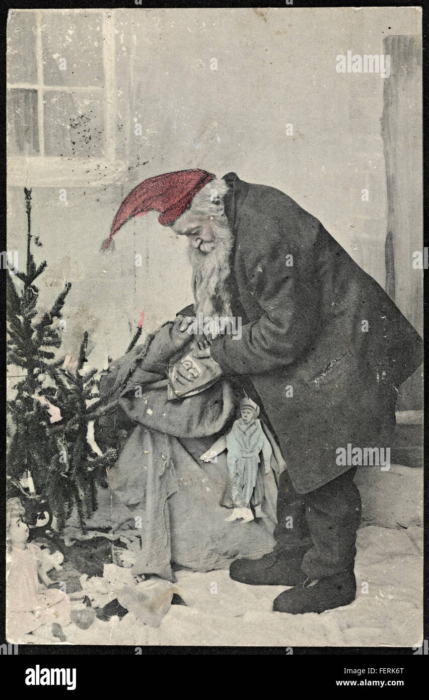 Father christmas old illustration hi-res stock photography and images ...