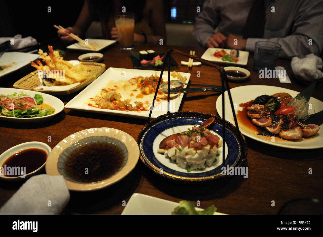 Young couple date restaurant hi-res stock photography and images - Alamy