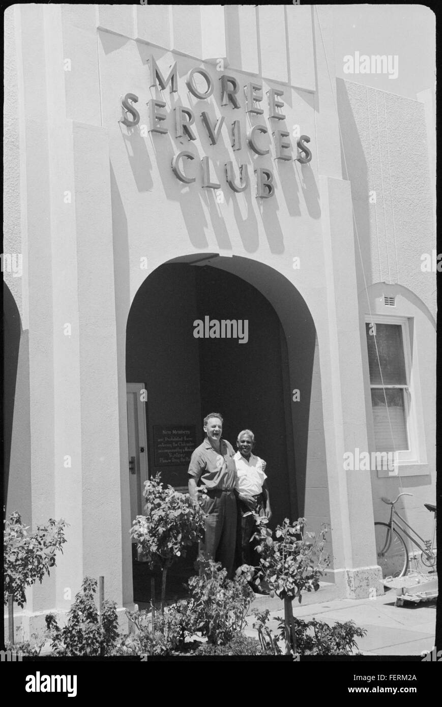 Social services aboriginal hi-res stock photography and images - Alamy