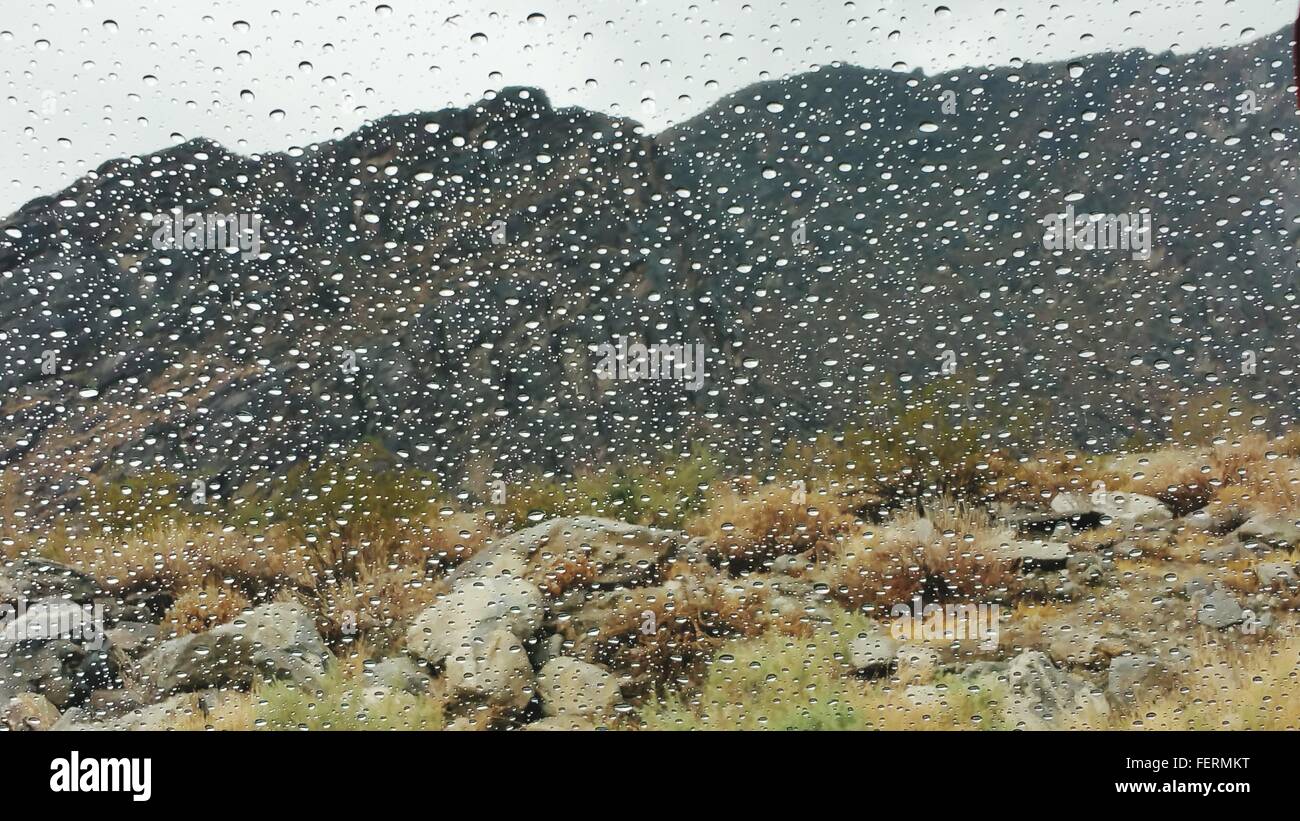 Window of rocks hi-res stock photography and images - Alamy