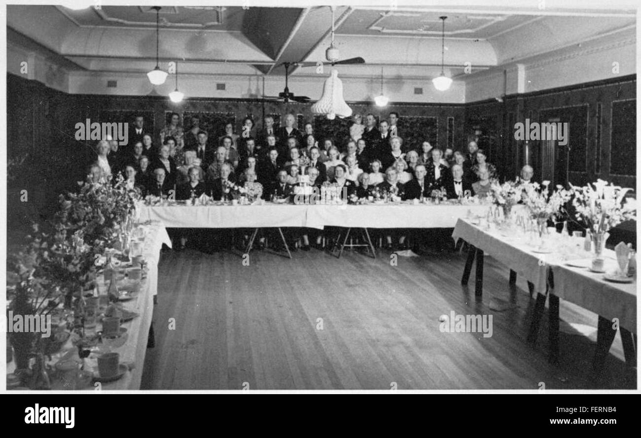 Vintage golden family Black and White Stock Photos & Images - Alamy