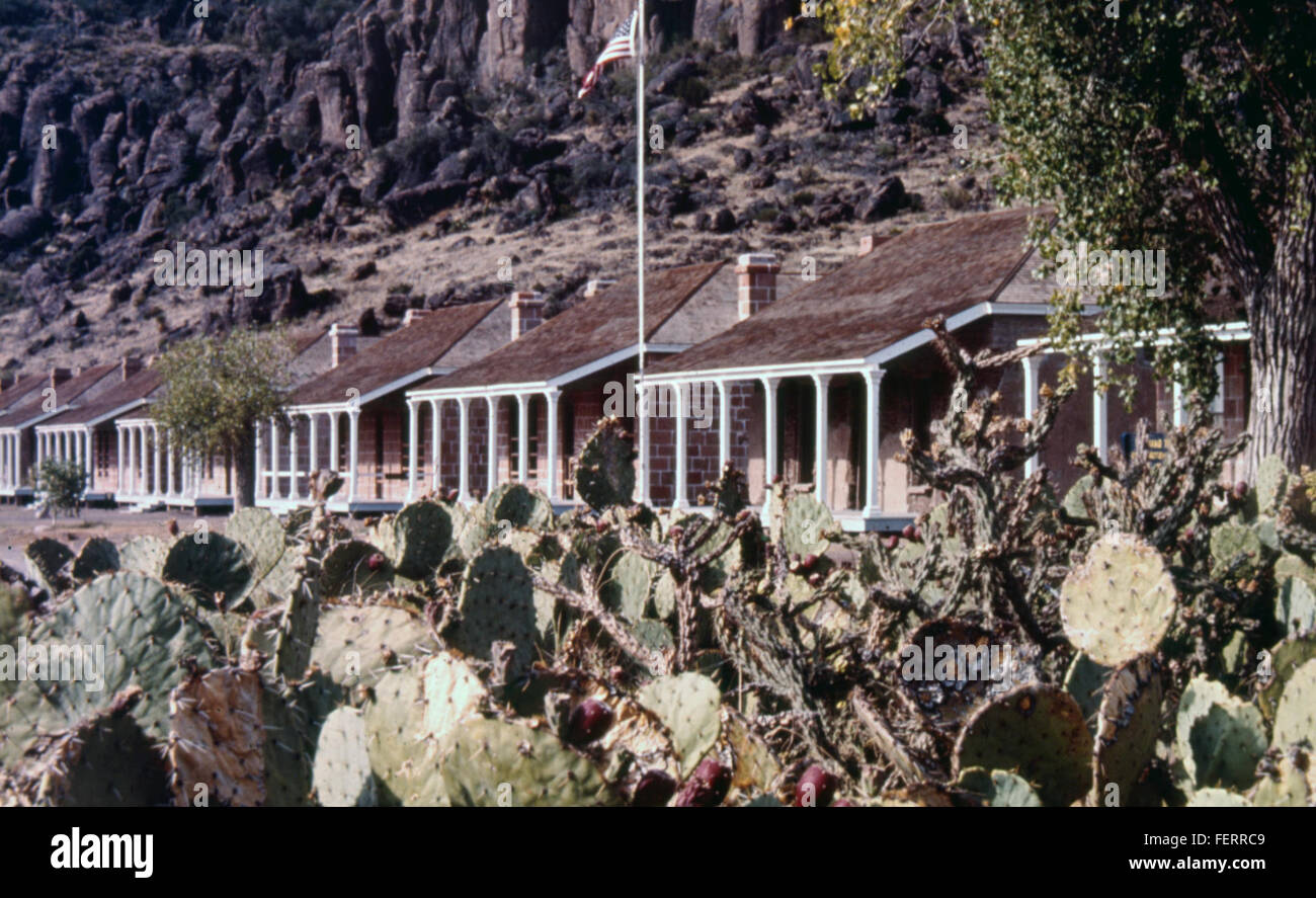 Old fort davis hi-res stock photography and images - Alamy