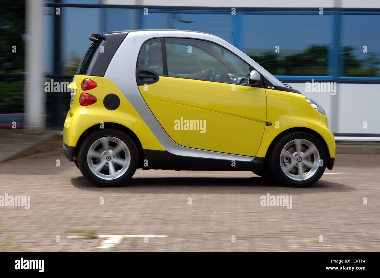2007 Smart Four Two compact car Stock Photo - Alamy