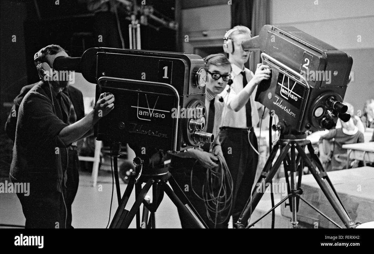 1960s tv studio hi-res stock photography and images - Alamy