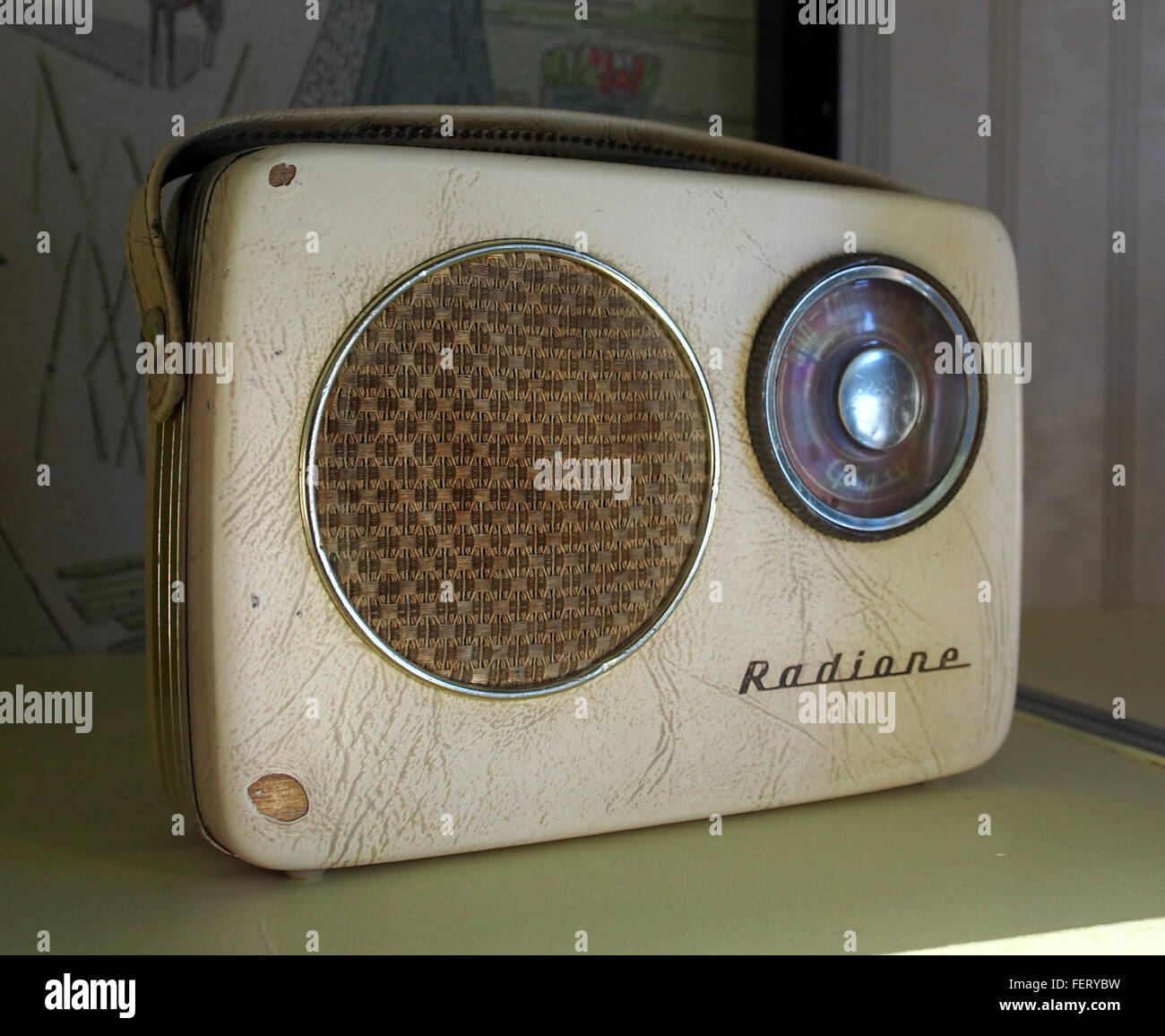 Radio transmission technology hi-res stock photography and images - Alamy