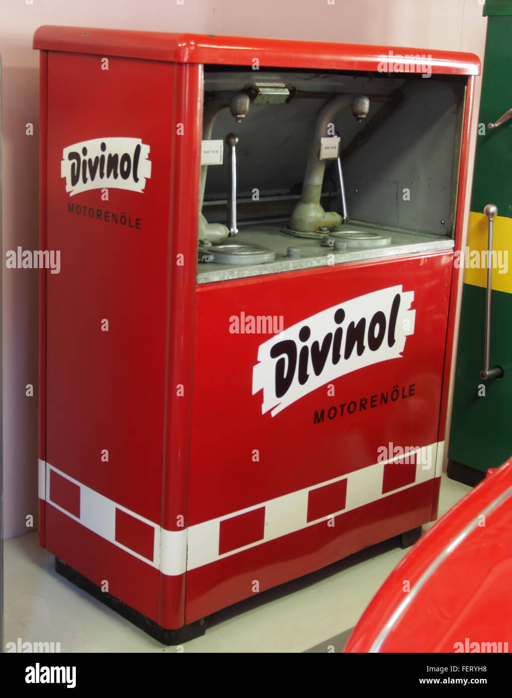 Divinol motorenC3B6le dispenser Stock Photo - Alamy
