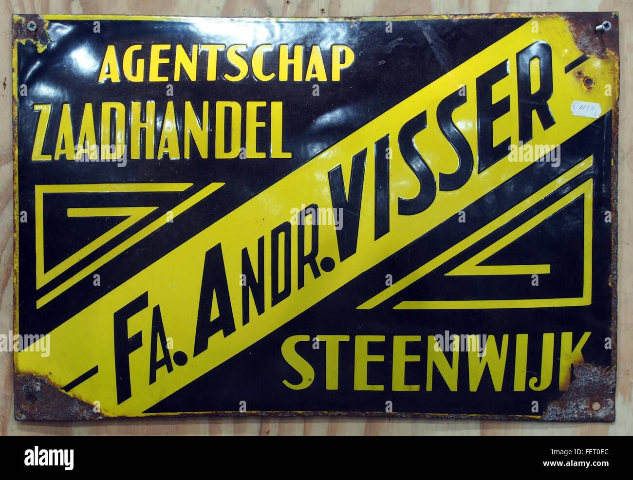 Vintage enamel advertising board hi-res stock photography and images ...