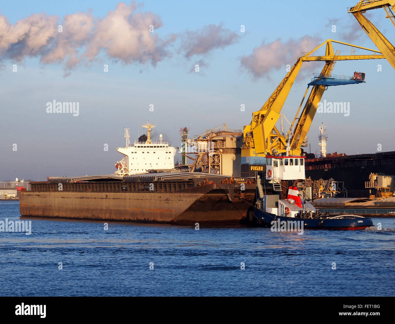 Zuidpool ENI 02309795 pushing Marika ENI 02317283, Port of Amsterdam ...