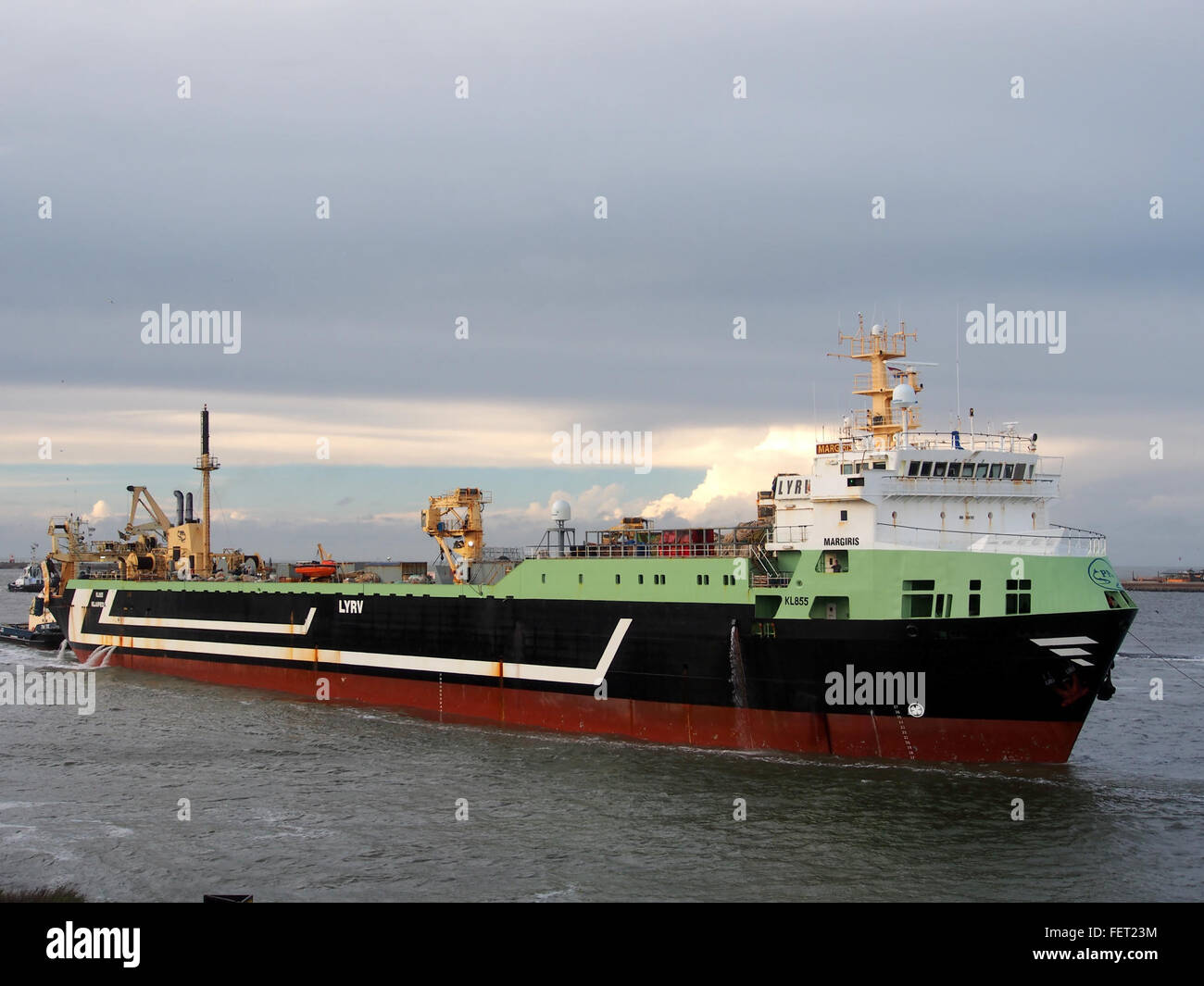 Margiris (ship, 1985) KL 749 Margiris Klaipeda IMO 8301187 into ...